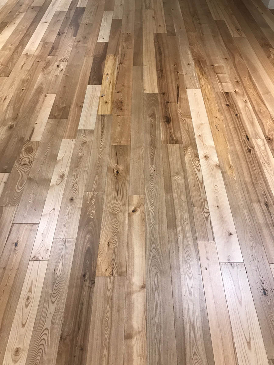 AMERICAN GOTHIC ASH | Reclaimed Wood Flooring & Paneling | Pioneer ...