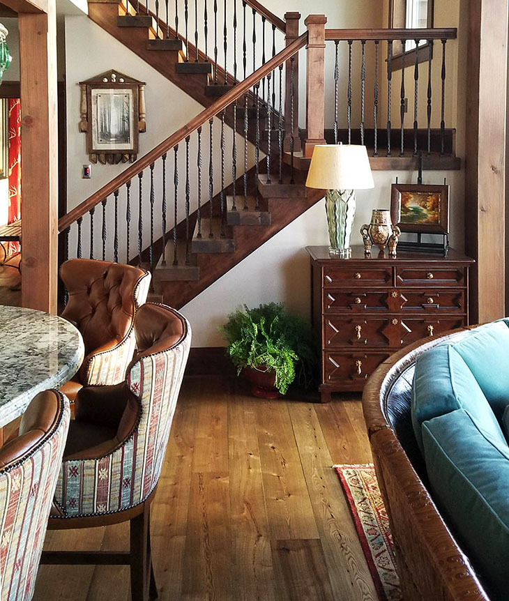 AMERICAN GOTHIC ASH | Reclaimed Wood Flooring & Paneling | Pioneer ...