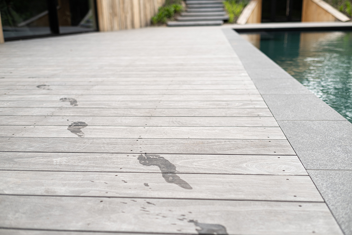 Accoya Sustainable Decking | Pioneer Millworks