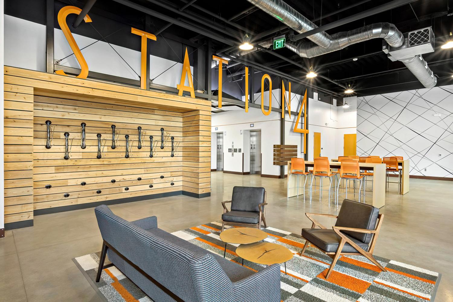 AMERICAN GOTHIC ASH | Reclaimed Wood Flooring & Paneling | Pioneer ...